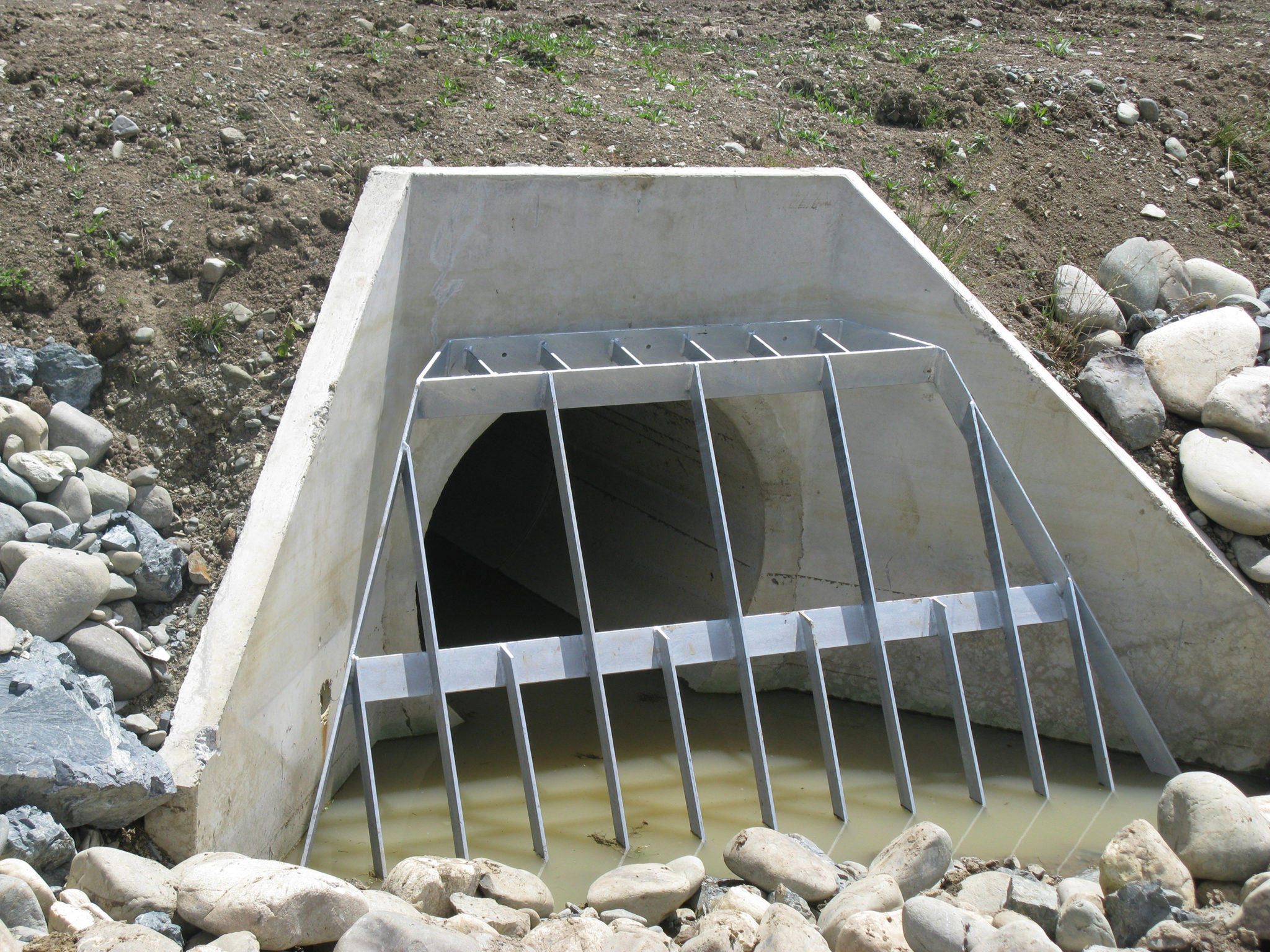 Grates | Grilles | Manhole | Civil Construction | Drainage | Metal ...